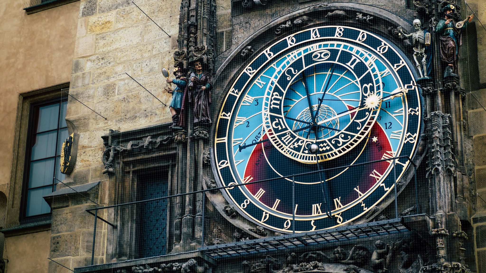 Povestea ceasului astronomic din Praga, vechi de mai mult de 600 de ani