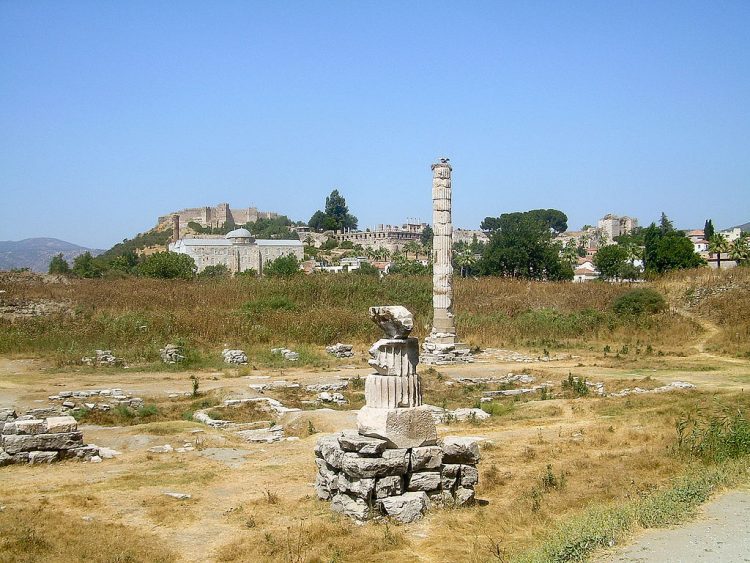 Cine a distrus templul zeiței Artemis din Efes, una dintre cele șapte ...