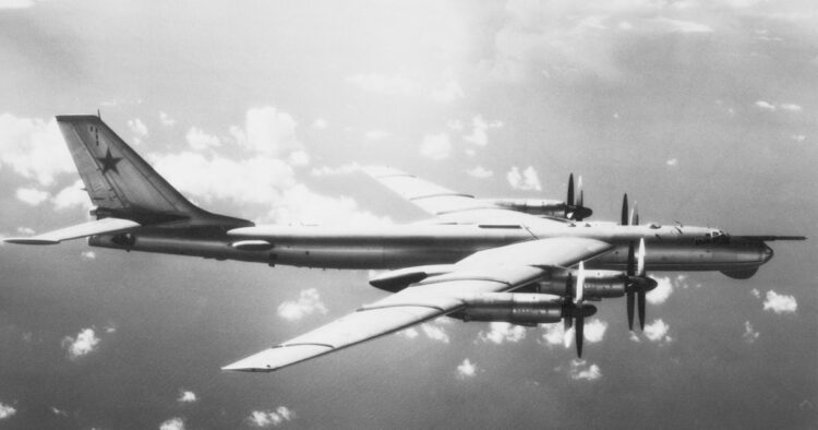 Tupolev Tu-95LAL: Avionul propulsat de un reactor nuclear