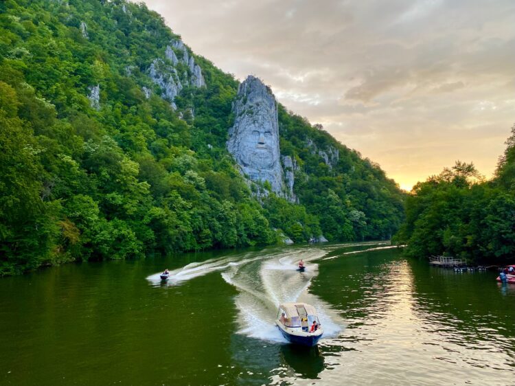 Magnifica Dunăre, un fluviu fascinant care unește națiuni și civilizații